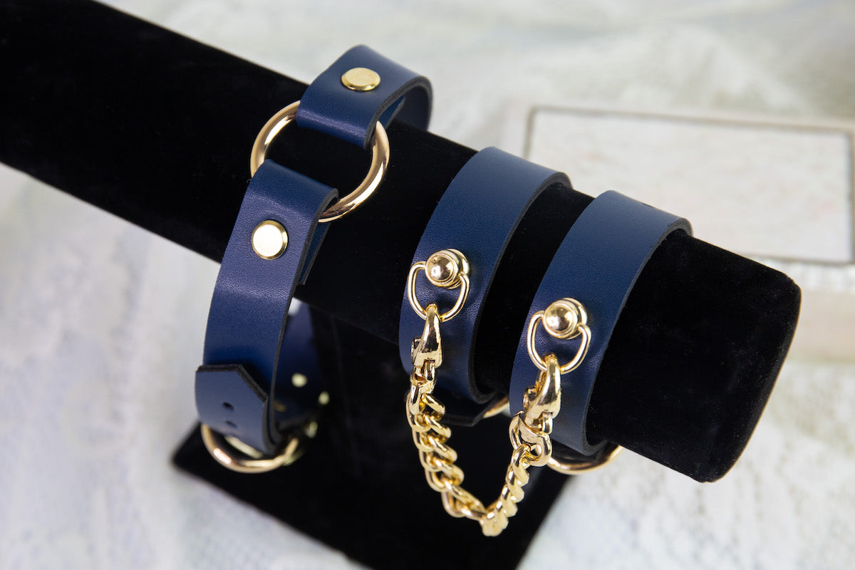 Greed Collar & Cuffs – KxB